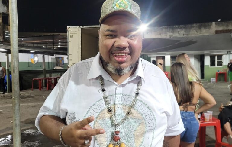 Cria da escola, Igor Vianna se emociona ao ser apresentado como novo cantor da Mocidade: 'nasci ...