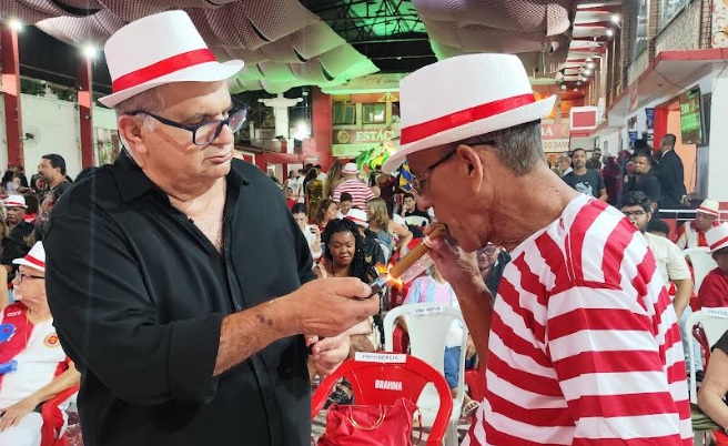 Opinião: 'Viradouro desafia padrões, faz história ao transformar mestre ...