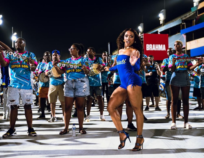 Mayara Lima promove workshop de samba no pé no Uruguai neste sábado ...